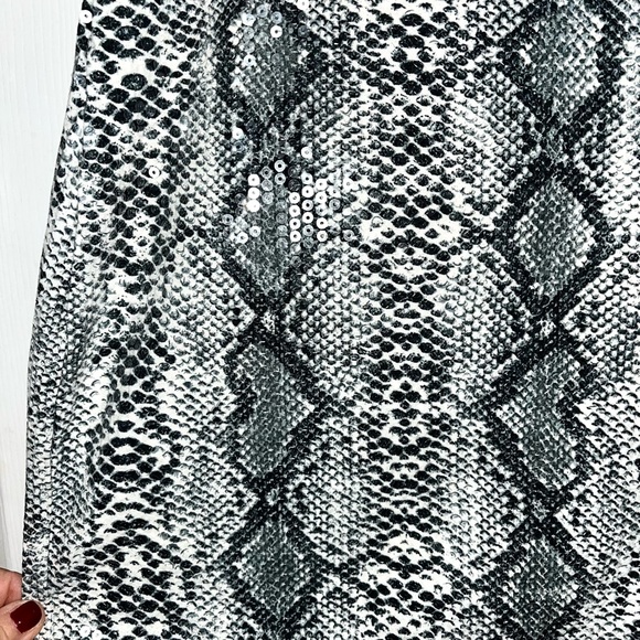 Endless Rose | Skirts | Nwt Endless Rose Sequin Snake Skin Mini Skirt ...